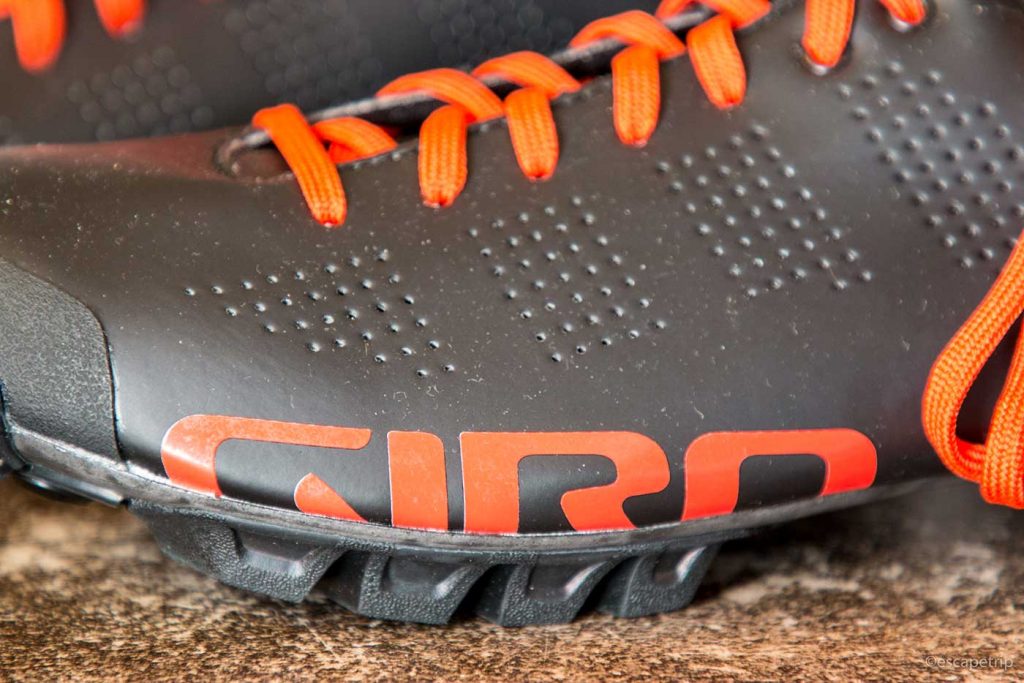 「GIRO EMPIRE VR90」の感想。軽量SPDシューズで、デザイン性も高い